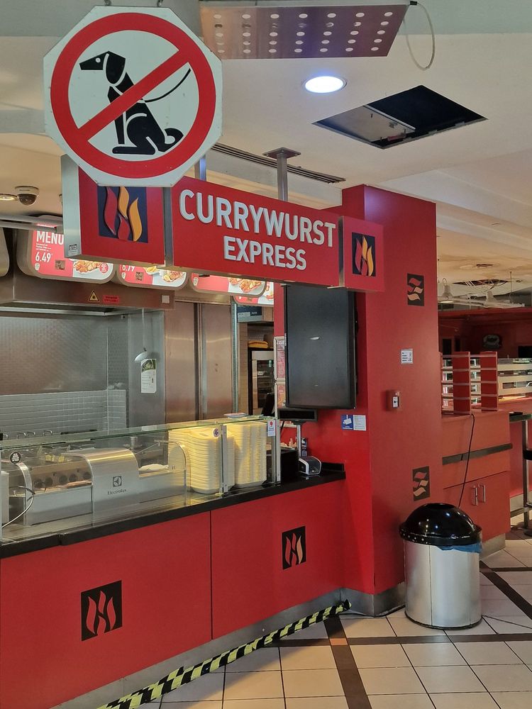 CURRYWURST EXPRESS - Bahnhofpl. 1, Ulm, Baden-Württemberg, Germany ...