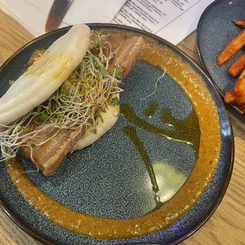 MOMO GHAR - Updated November 2024 - 108 Photos & 32 Reviews - 568 ...