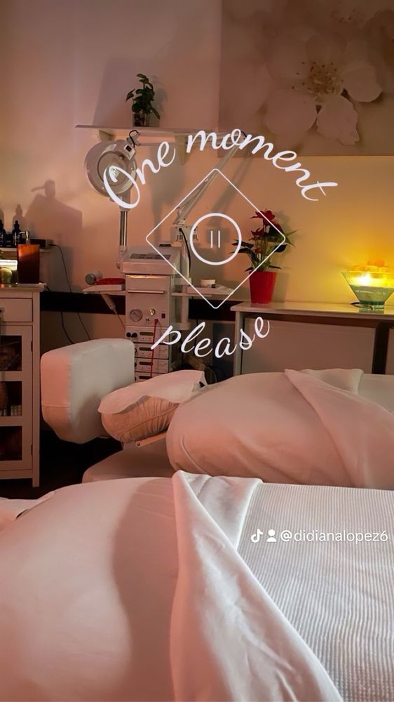 DIDI’S SPA - Updated April 2024 - 44 Photos & 13 Reviews - 154 Maverick ...