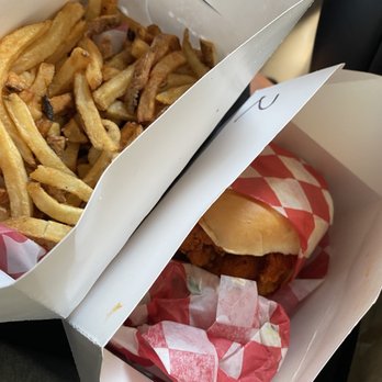 ROAMING ROOSTER - Updated January 2026 - 173 Photos & 201 Reviews ...