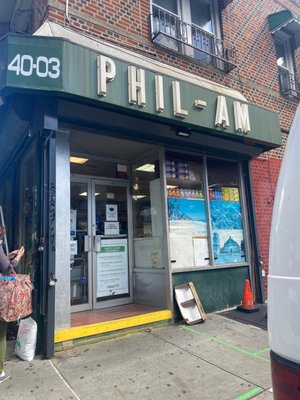 PHIL-AM FOODS - 104 Photos & 86 Reviews - 7002 Roosevelt Ave, Woodside ...