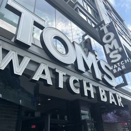 TOM’S WATCH BAR - Updated July 2025 - 122 Photos & 124 Reviews - 1250 ...