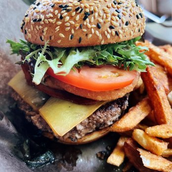 LE PUB CHELSEA - Updated December 2025 - 108 Photos & 78 Reviews - 238 ...