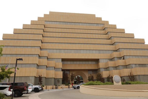 THE ZIGGURAT BUILDING - Updated December 2025 - 15 Photos - 707 3rd St ...