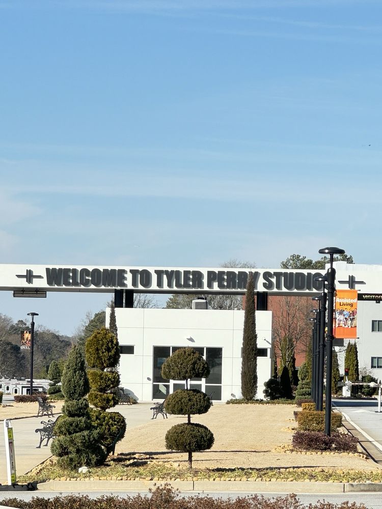 ATL TOURS - Updated October 2025 - 22 Photos - 170 Northside Dr SW ...