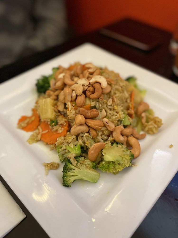 TUPPEE TONG THAI RESTAURANT - Updated December 2025 - 91 Photos & 129 ...