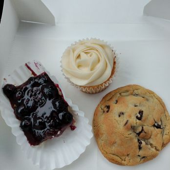 MERRY LITTLE BAKER - Updated January 2026 - 30 Photos & 11 Reviews ...