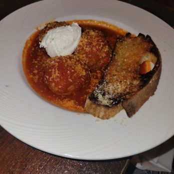 GEORGE MARTIN’S GRILLFIRE - Updated December 2025 - 810 Photos & 515 ...