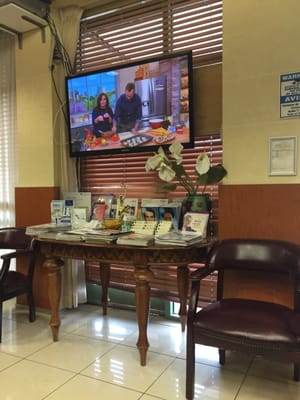 SCOTT TENNER, MD - Updated October 2025 - 13 Reviews - 2211 Emmons Ave ...