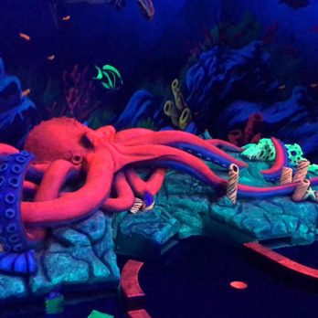 GLOWZONE 360 - Updated December 2025 - 13 Photos - 4800 Dixie Rd ...