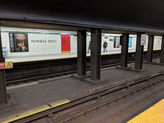 DUNDAS WEST STATION - Updated July 2025 - 16 Photos - 1525 Bloor Street ...