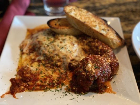 RAILSIDE TAVERN - 88 Photos & 78 Reviews - 460 Hartford Pike, Dayville ...