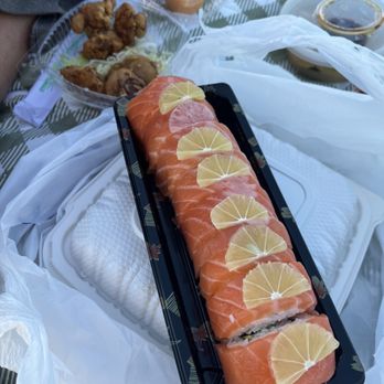 SUSHI RAKU - Updated December 2024 - 522 Photos & 428 Reviews - 1950 ...
