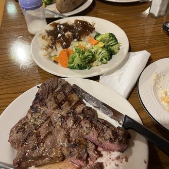 GOLDEN STEER STEAK N’ SEAFOOD - Updated January 2025 - 153 Photos & 306 ...