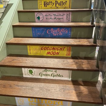 FIRESIDE BOOK SHOP - Updated September 2025 - 50 Photos & 25 Reviews ...