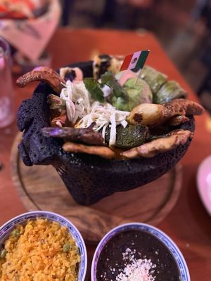 COLOSSAL RESTAURANT - Updated December 2025 - 102 Photos & 32 Reviews ...