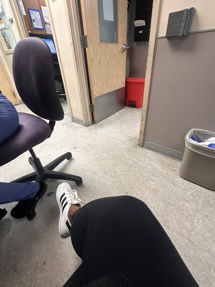 DOCTORS COMMUNITY HOSPITAL - Updated January 2026 - 32 Photos & 133 ...