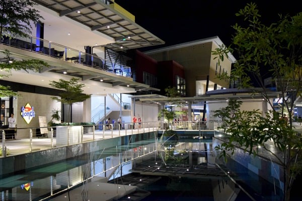 CIRCUIT MAKATI - Updated November 2025 - 19 Photos - Hipodromo Street ...