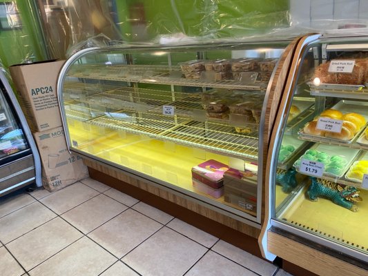 FORTUNE STAR BAKERY - Updated January 2025 - 217 Photos & 104 Reviews ...