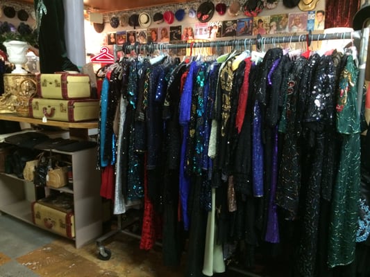 Decades Vintage Clothing - 12 Photos & 80 Reviews - Used, Vintage ...