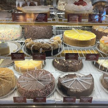 THE CHEESECAKE FACTORY - Updated September 2024 - 760 Photos & 629 ...