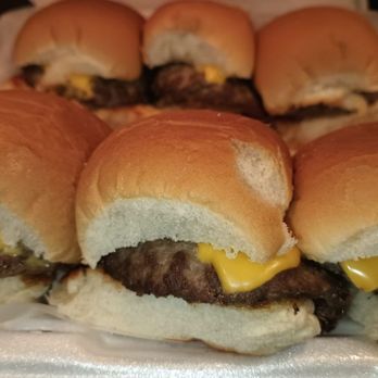 ROYAL CASTLE - Updated December 2025 - 106 Photos & 97 Reviews - 2700 ...