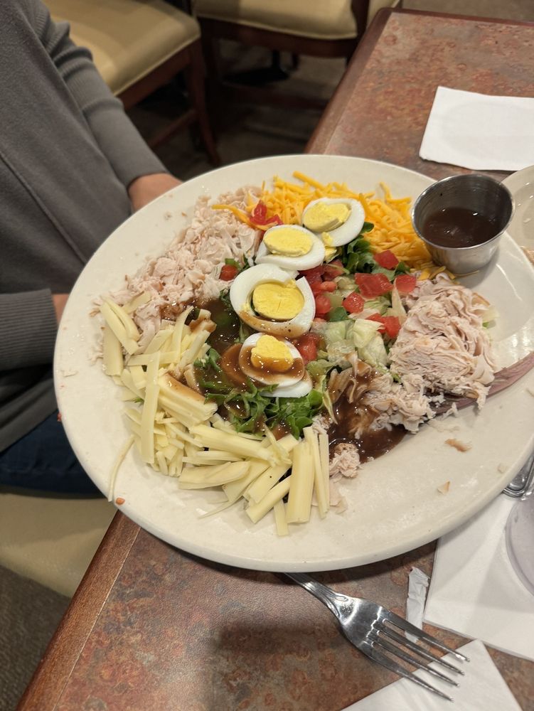 WELLINGTON AT SEVEN HILLS CLUB HOUSE - 13 Photos & 10 Reviews - 400 ...