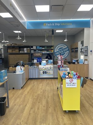 THE UPS STORE - Updated December 2025 - 24 Photos & 23 Reviews - 740 ...