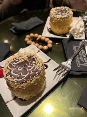 LAST HURRAH - Updated October 2025 - 317 Photos & 233 Reviews - 60 ...