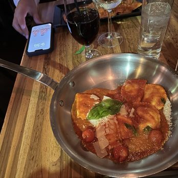 QUATTRO - Updated August 2025 - 566 Photos & 647 Reviews - 264 Hanover ...