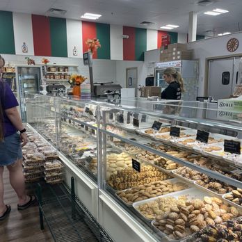 D’AMICO & SONS ITALIAN MARKET & BAKERY - Updated July 2025 - 251 Photos ...