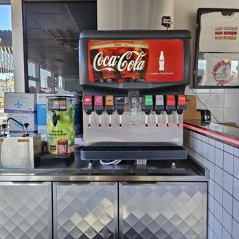 MAIN BURGER - Updated December 2025 - 191 Photos & 132 Reviews - 161 W ...