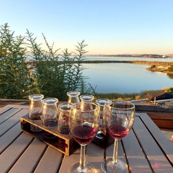 FOUR FOOLS WINERY - Updated December 2025 - 194 Photos & 87 Reviews ...