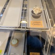 HAPPY CHICKS BAKERY - 134 Photos & 103 Reviews - Bakeries - 4035 ...