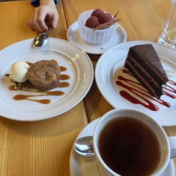 SIMON PEARCE - Updated July 2024 - 811 Photos & 531 Reviews - 1760 Main ...