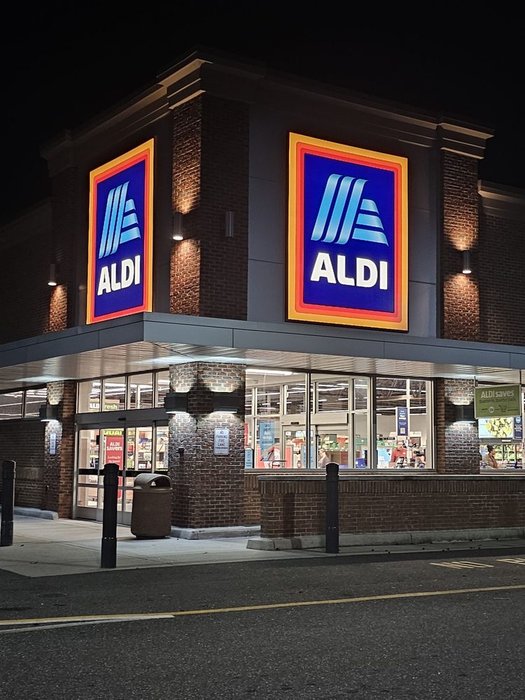 ALDI - Updated September 2025 - 83 Photos & 15 Reviews - 929 First ...