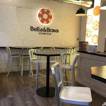 BELLA & BRAVA - Updated July 2024 - 18 Photos - Nowhere 999, Venezia ...