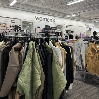 NORDSTROM RACK - Updated December 2025 - 343 Photos & 83 Reviews - 2255 ...