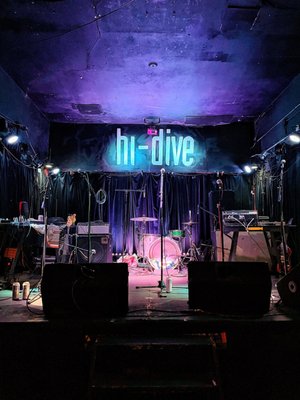 HI-DIVE - Updated October 2025 - 31 Photos & 133 Reviews - 7 S Broadway ...