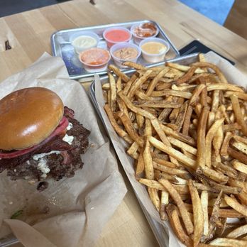 BO & VINE BURGER - Updated March 2025 - 266 Photos & 232 Reviews - 941 ...