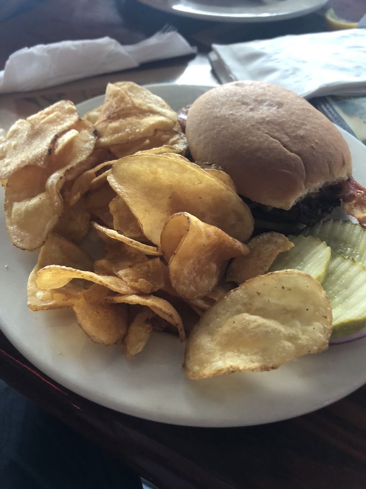 BROADWAY BAR & GRILL - Updated February 2025 - 11 Photos & 30 Reviews ...