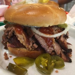 MIDWAY BAR-B-QUE - Updated December 2025 - 169 Photos & 265 Reviews ...
