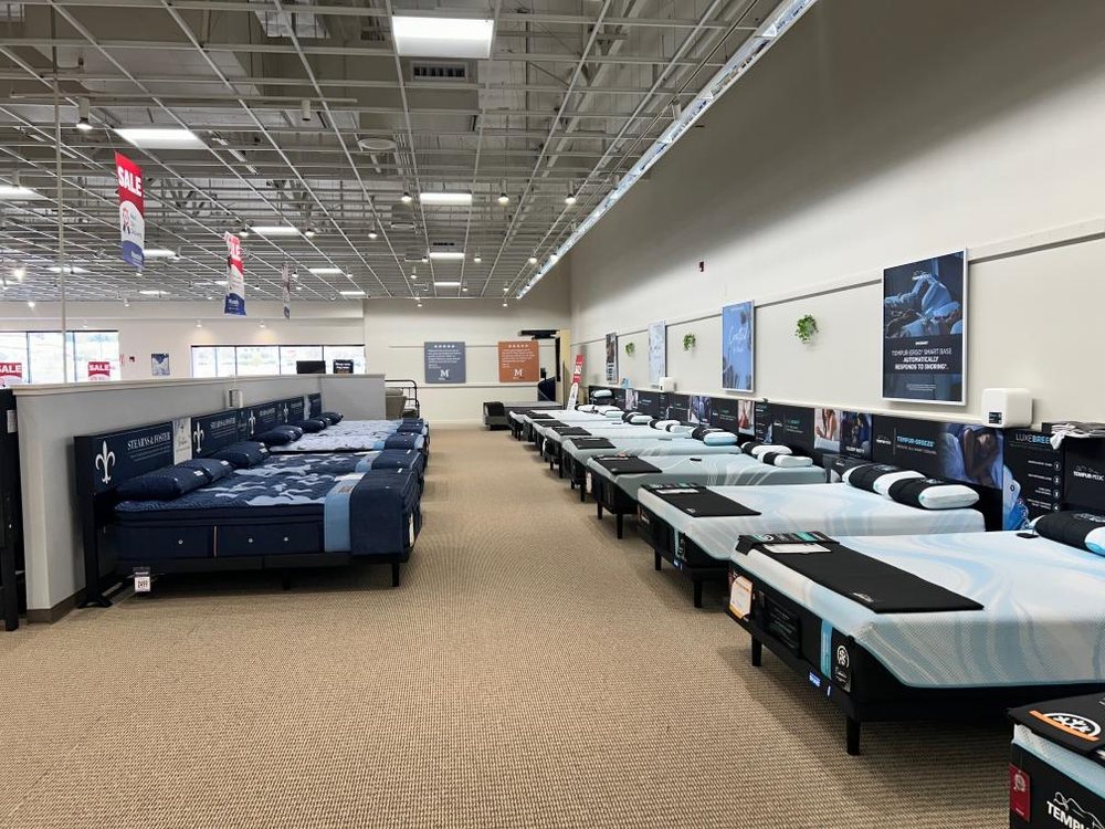 MANCINI’S SLEEPWORLD - VALLEJO - Updated July 2025 - 29 Photos - 121 ...