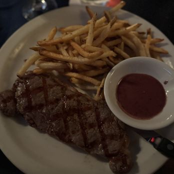 JOE ALLEN - Updated December 2024 - 235 Photos & 509 Reviews - 326 W ...