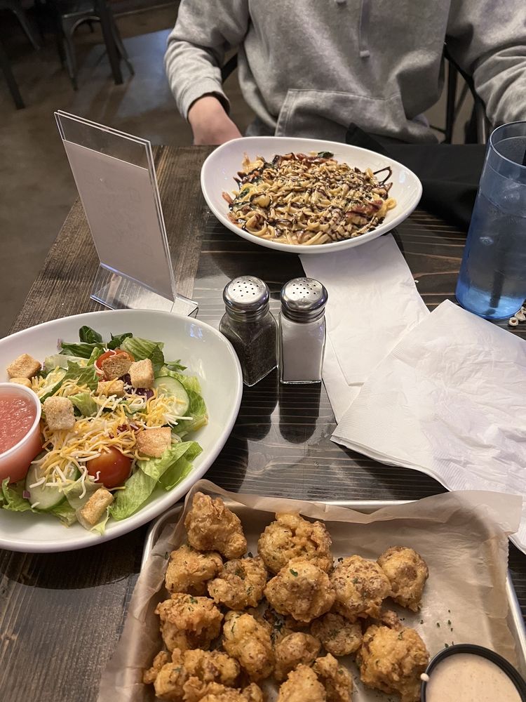 Bay City TAVERN 101 RESTAURANT - Updated November 2024 - 86 Photos ...