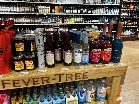 WINE LIBRARY - Updated October 2025 - 49 Photos - 186 Reviews - 586 ...