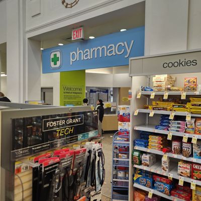 WALGREENS - Updated December 2025 - 21 Photos & 94 Reviews - 1281 ...