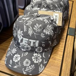 YETI HONOLULU - Updated December 2025 - 124 Photos & 43 Reviews - 1450 ...