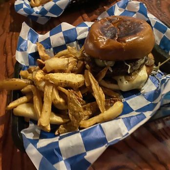 THE CLIPPER TAVERN - Updated December 2025 - 181 Photos & 125 Reviews ...