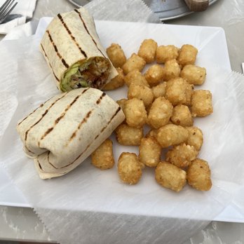 MUSKETEERS BAR & GRILL - Updated April 2025 - 48 Photos & 88 Reviews ...